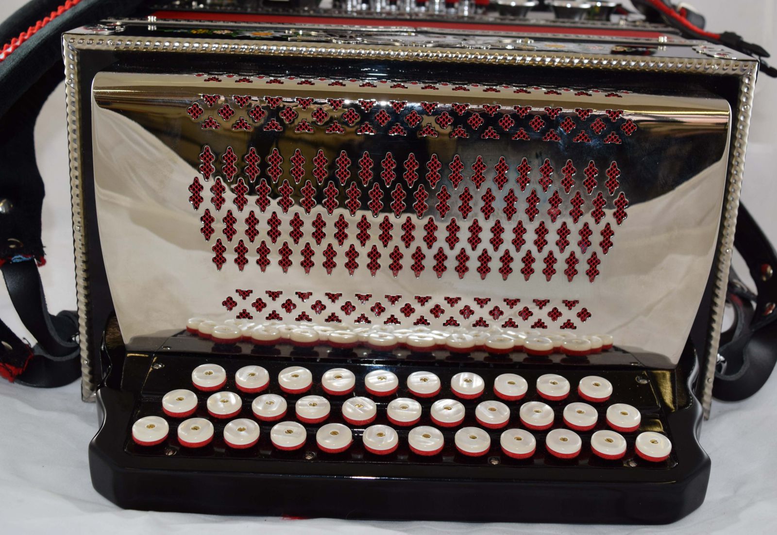 Fraton Accordions - Second Hand Instruments